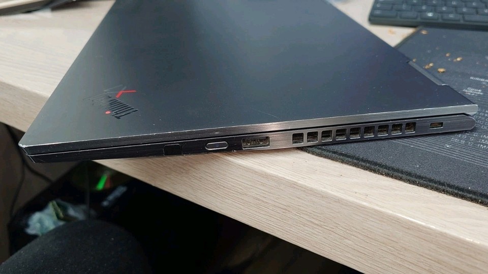Lenovo Thinkpad X1 Yoga g5 14" touch screen 2 in 1 i5 10gen 16GB Win 11 ...