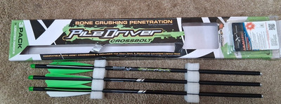Carbon Express Piledriver 20" Crossbolt w/ 4" Vanes & Lighted Nocks 3pk ...
