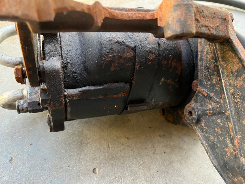 OEM GM 1965 1966 1967 C2 Corvette AC compressor 5910741 6555302 3878222 ...