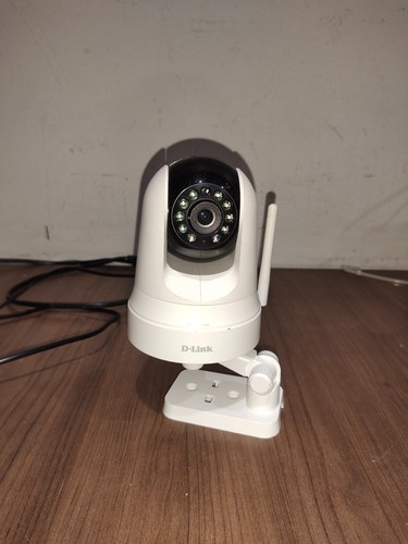 D-Link DCS-5020L Dca-5020LA1 Pan Tilt Day Night Wi-Fi Camera | eBay
