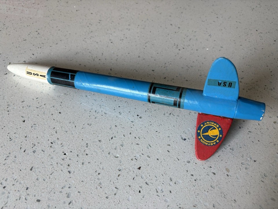 Estes Astron Sprint Vintage Built Model Rocket #1249 K-49 | eBay