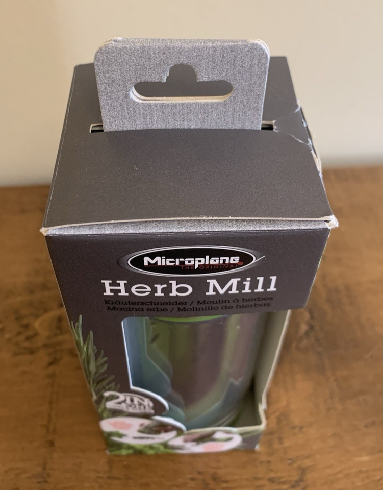 Microplane Herb Mill - 2 in 1 Cuts and Strips - Stainless Steel Blades ...