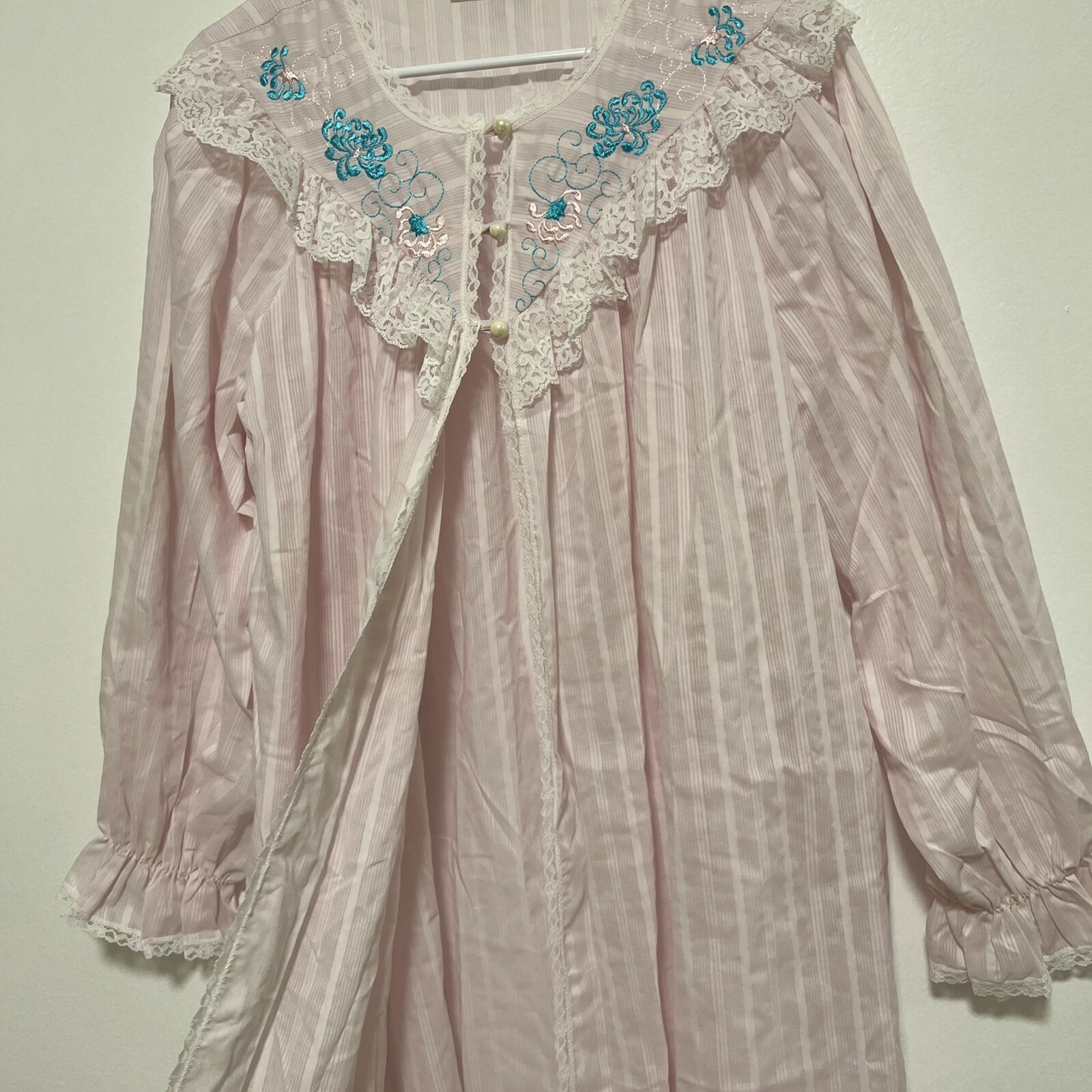 Vintage Cachet Women Nightgown Pink Lace Trimmed Flor… - Gem