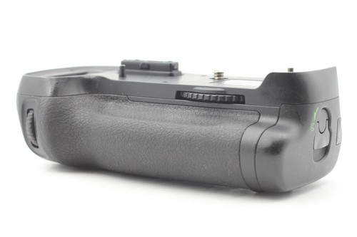 Nikon MB-D12 Multi Power Battery Pack for D800, D800E, D810, D810A Used ...