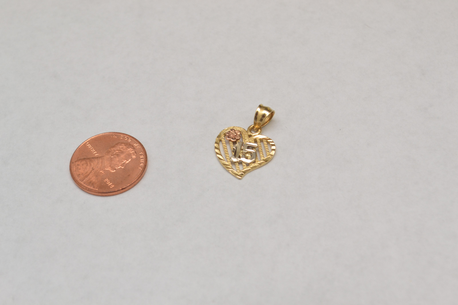 14K Solid Gold "15 Anos" Sweet 15 Flower Heart Charm… - Gem