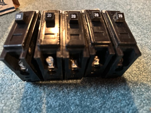 Lot of 5x Eaton 20 Amp 120/240 Volt 1 Pole Circuit Breaker Type BA ...
