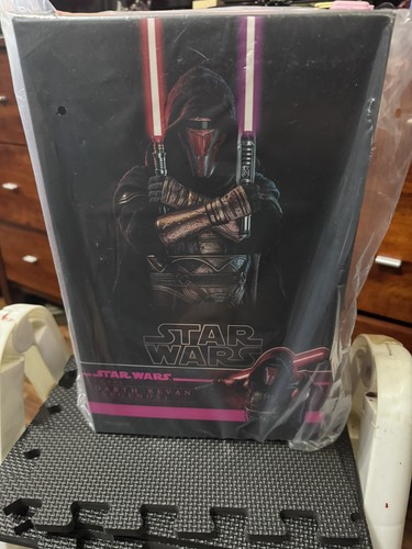 Hot Toys VGM62 Star Wars Legends Darth Revan 1/6 Scale Sideshow | eBay