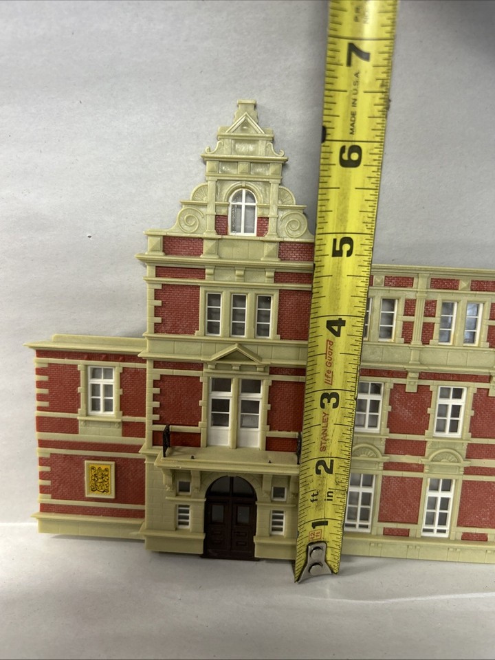 HO Scale Building Part Lot Brick Apartments Courthouse Train Station 1/ ...