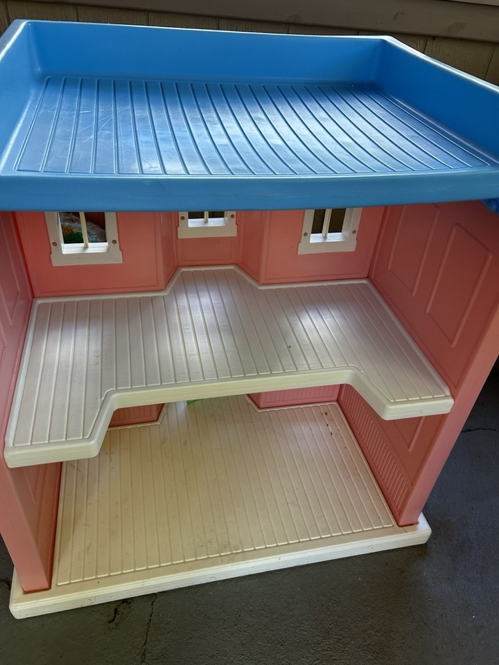 Vintage Little Tikes Tyke Child My Size Barbie Doll House Dollhouse ...