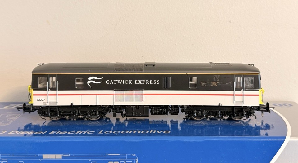 Dapol OO Gauge Class 73/2 73207 Gatwick Express Livery - Spares | eBay UK