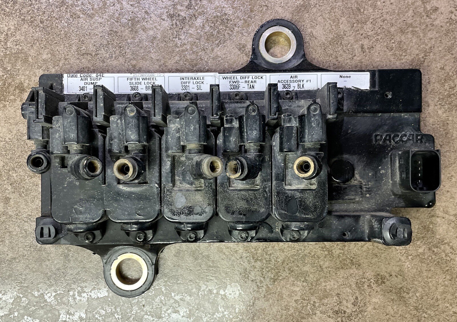 PACCAR SOLENOID BANK CHASSIS G90-1266-151-A *READY TO SHIP* | eBay