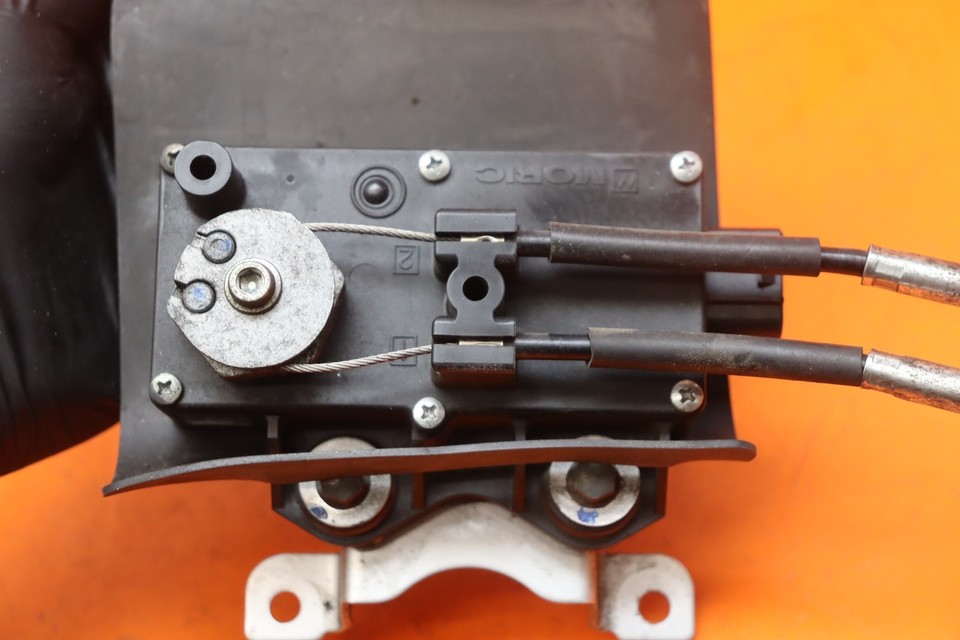 2008-2016 YAMAHA YZF R6 OEM EXHAUST VALVE SERVO MOTOR | eBay
