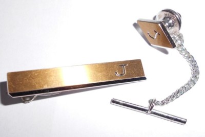 Vintage Hickok USA Gold Tone Engraved J Tie Clip and Pin set | eBay
