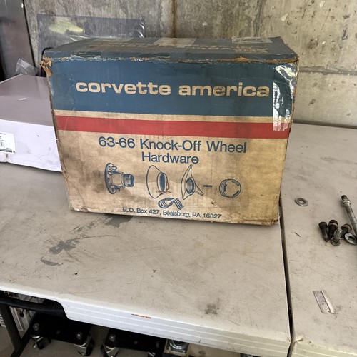 C2 Knock Off Hub and Complete Hardware Corvette. Select RH Or LH Hub | eBay