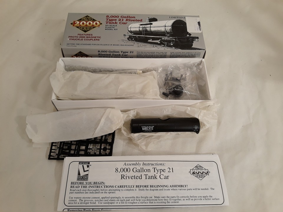 HO Scale Train - Tank Car Model Kit | eBay