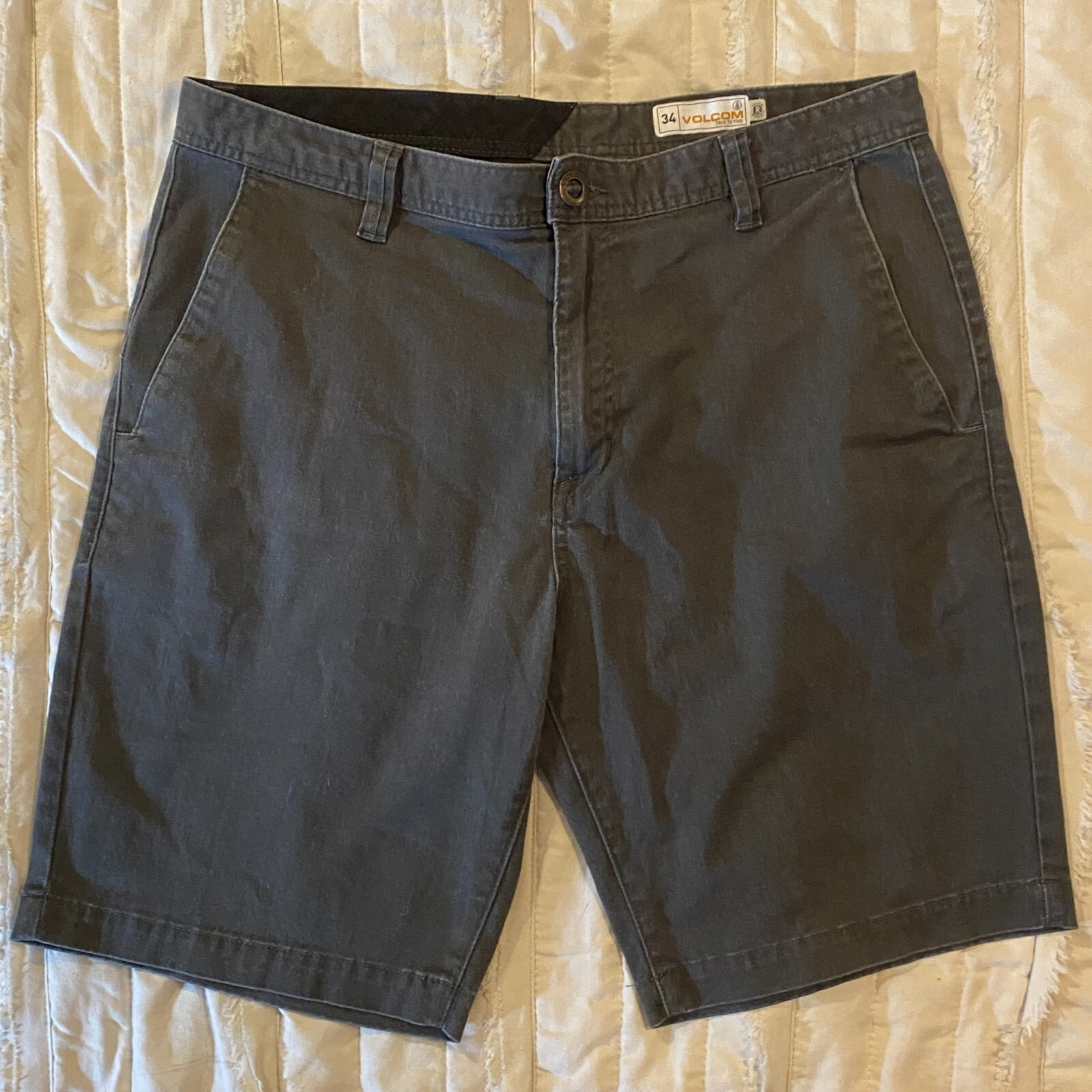 Volcom Shorts Mens 34 Dark Grey Vmonty Chino Mid-Rise Flat Front Surf ...