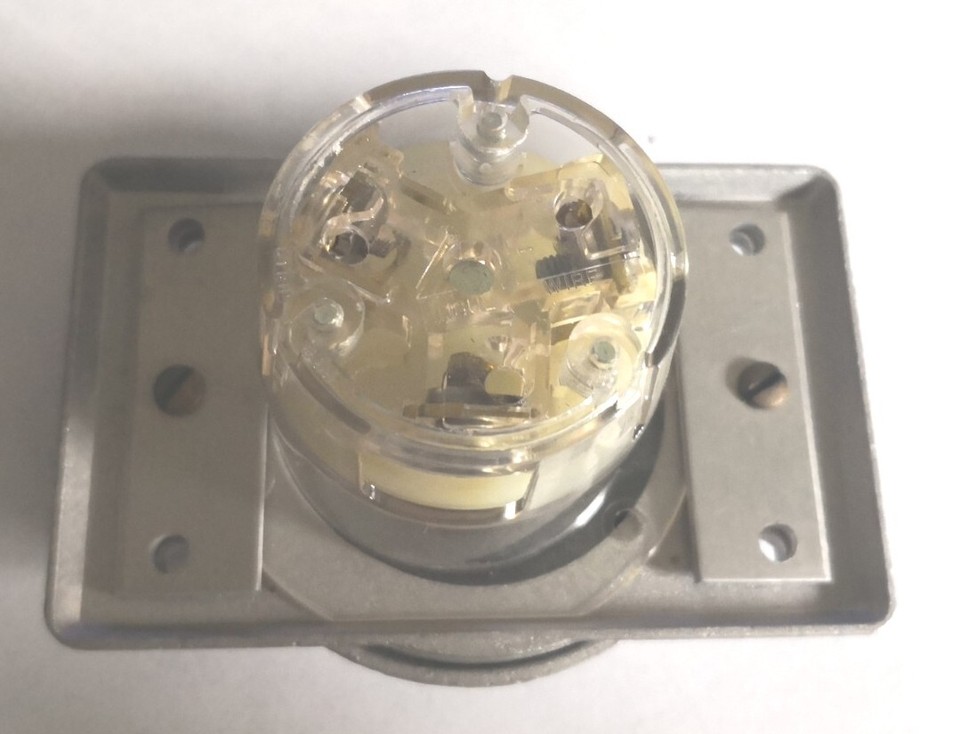 Hubbell Twist-Lock Locking Flanged Inlet 30A 250V Weatherproof Cover | eBay