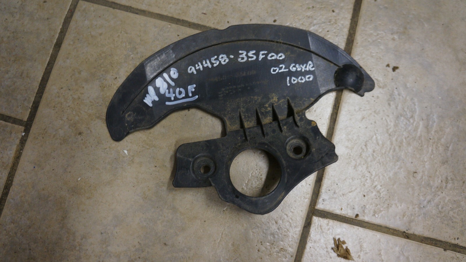 01-02 Suzuki GSXR1000 AIR BAFFLE BRACKET COVER 94458-35F00 MP810 | eBay UK