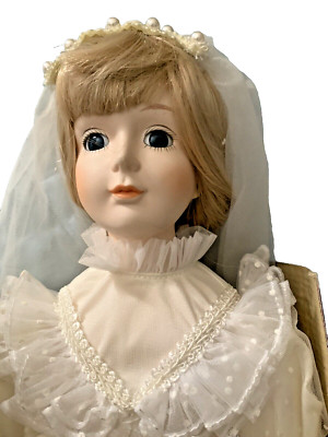 THE HERITAGE SIGNATURE COLLECTION Porcelain Bride Doll Wedding Day | eBay