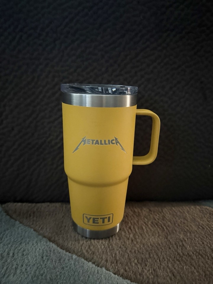 Metallica M72 World Tour Yellow Yeti 100% Authentic Brand New. VERY ...