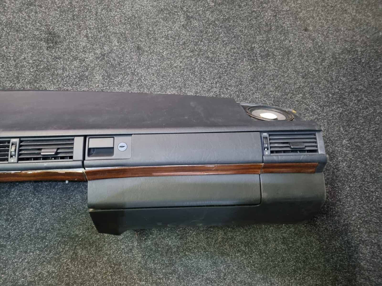 Mercedes-Benz W124 Center Dashboard Console Dash board Black AMG | E320 ...