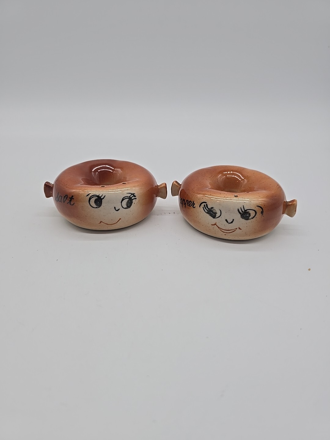Vintage Anthropomorphic Donut or Bagel Salt and Pepper Shakers Set ...