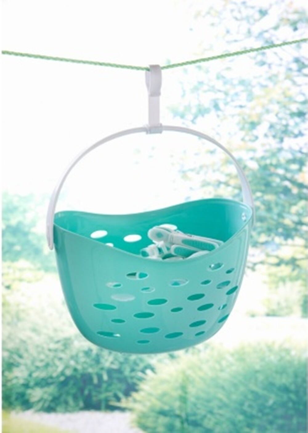 Hanging Hook Addis Peg Basket & 20 Pegs Keeping Store All of Your ...