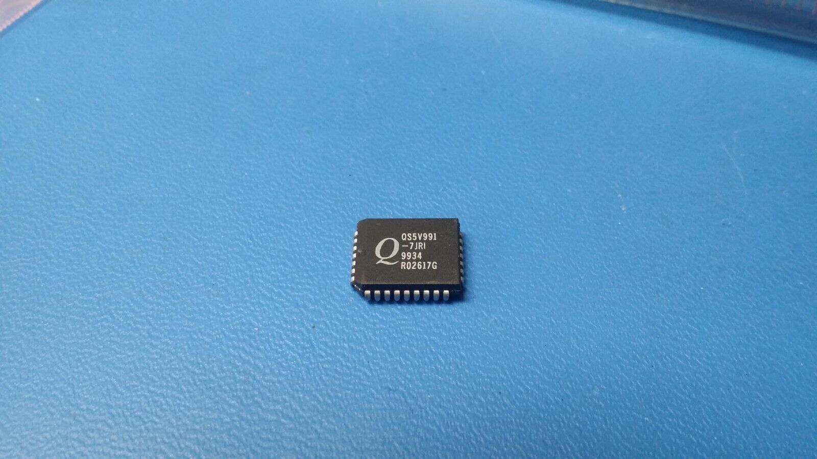 (1 PC) QS5V991-7JRI IDT(QS) PLL Based Clock Driver, CMOS, PLCC32 | eBay