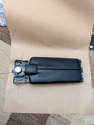 10-18 Mercedes W218 CLS550 Center Console Arm Rest Armrest Cover ...