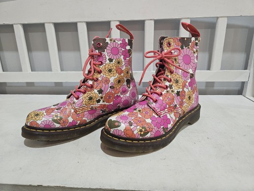 Doc Marten Air Wair 8 Eye Pascal Pink Rose, Vintage Daisy Womens Boots ...