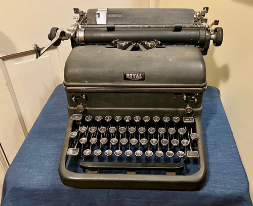 Vintage Royal KMM Typewriter ~1947 Existing Ribbon~ Classic Desk ...