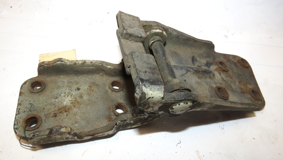 Original GM OEM C3 RH Pair Door Hinges Corvette 68-82 Passenger Side | eBay