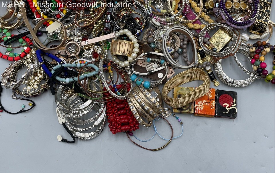 Mixed Metals/Materials Assorted Lot of Bracelets - 11 Pounds | eBay