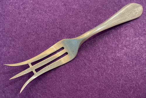 Adams Pattern by Frank Whiting 3 Tine Sterling Lemon Fork with Bar 4.8 ...