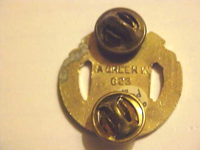 US 42nd Military Police Group DI DUI Pin Clutchback Crest Medal Badge ...