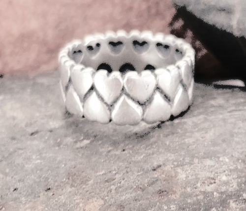 James Avery Double Row Heart Ring Size 8.5 Fits 8 | eBay