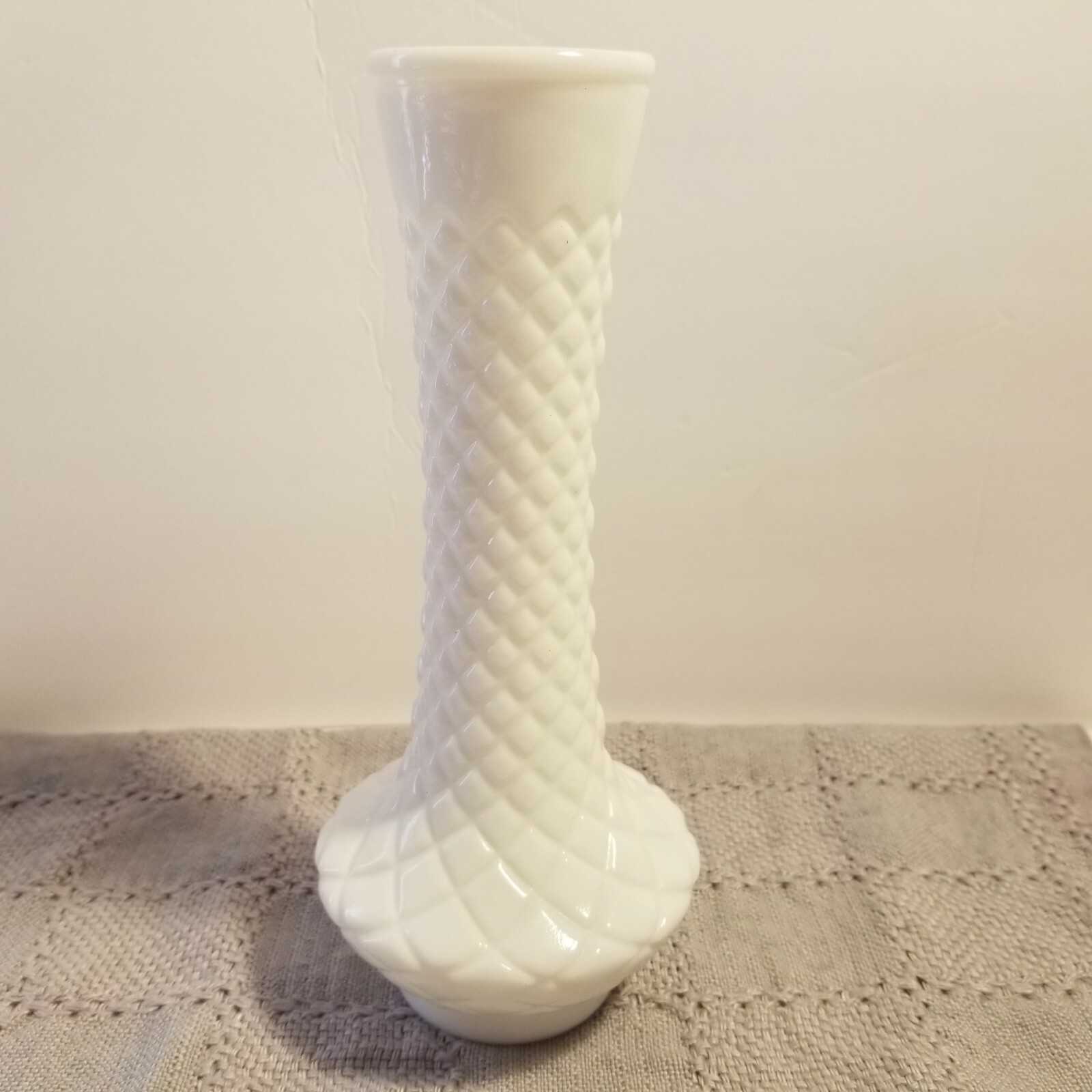 Vintage Randall White Milk Glass Bud Vase Glass Quilted Diamond Flared Bottom 9” | eBay