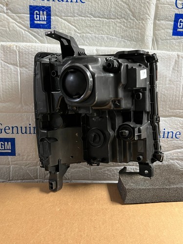 2016 17 18 2019 CHEVROLET SILVERADO 1500 LEFT SIDE HEADLIGHT OEM ...