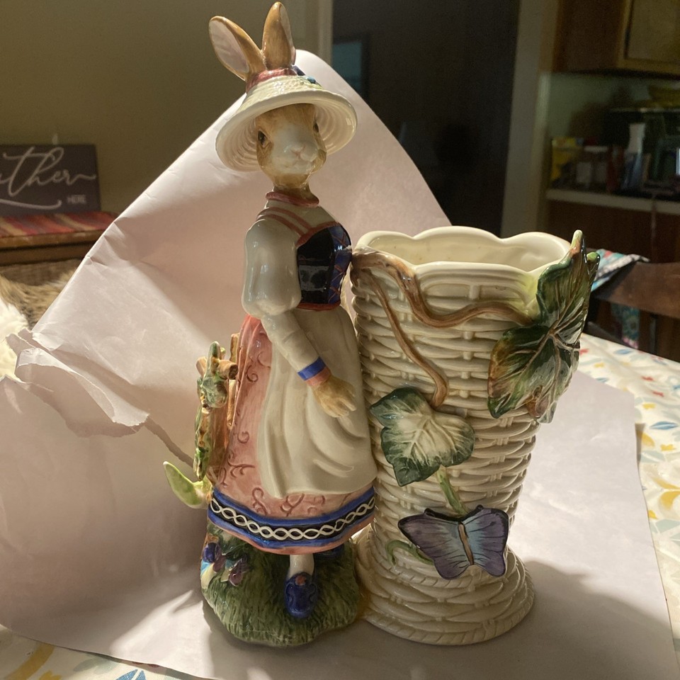 Fitz & Floyd Classics Old World Rabbits Female Figurine With Utensil ...
