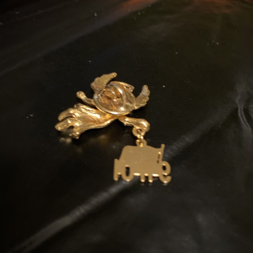 Angel Pin With Red Rhinestone September 11 Memorial Angel Pin Preowned ...