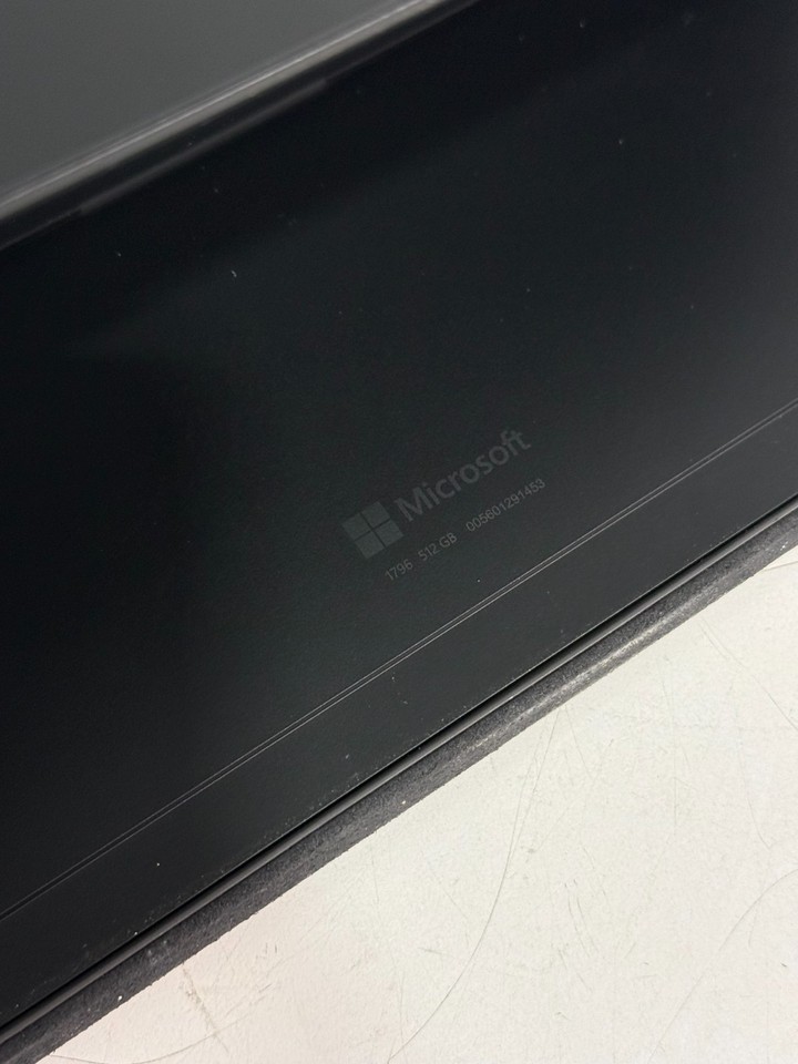 Microsoft Surface 1796 12.3" Core i7-8650U@1.90GHZ.16GB RAM 512GB SSD ...