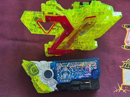 Kamen Rider Zero One *DX* Zero Two Progrise Key + Driver Attachment ...