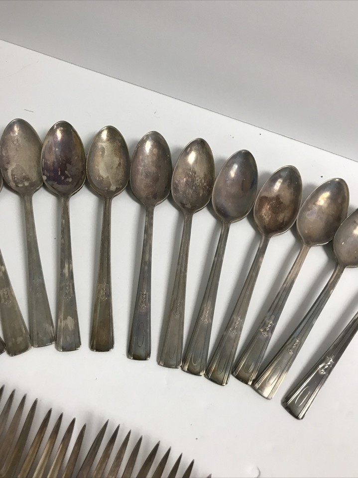 WM Rogers Extra Plate 1938 Revelation Monogrammed “O” Silverware 50 Pc ...