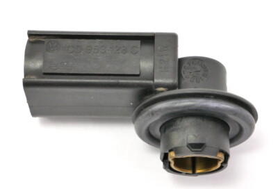 Front Turn Signal Reverse Bulb Holder Socket 06-10 VW Beetle - 1C0 953 ...