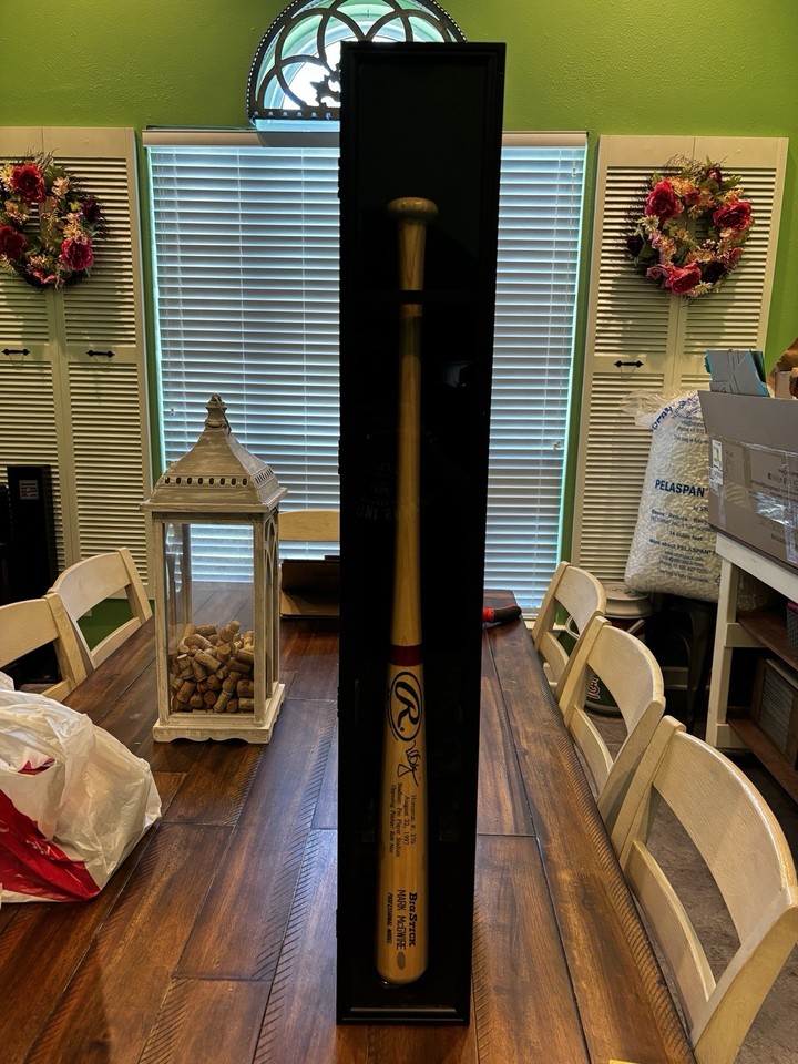 Limited Edition Mark McGwire Autographed Bat w/ Display Case. | eBay