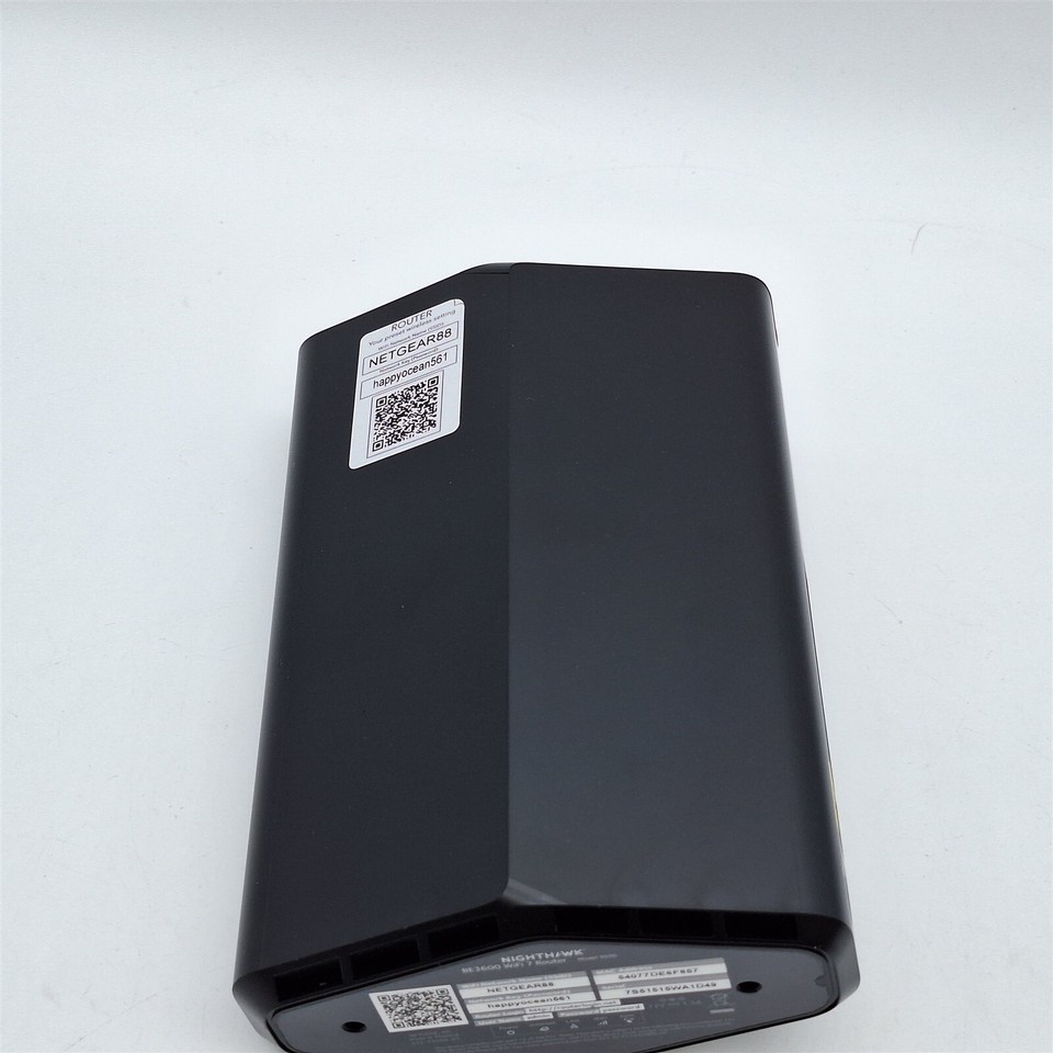 NETGEAR Nighthawk Dual-Band WiFi 7 Router (RS90-100NAS) | eBay