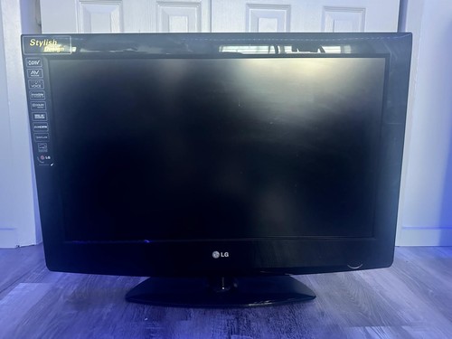 LG 32 Inch Flatscreen TV With remote Control | eBay