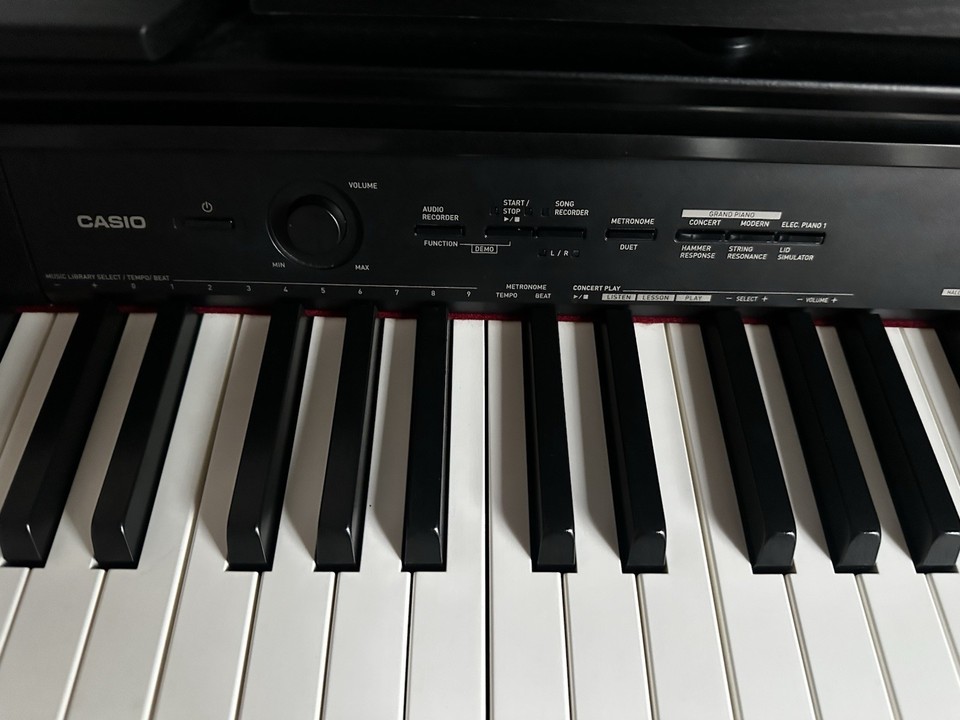 Casio Privia PX-760 Digital Piano ,88 Keys,Black In Very Good Condition ...