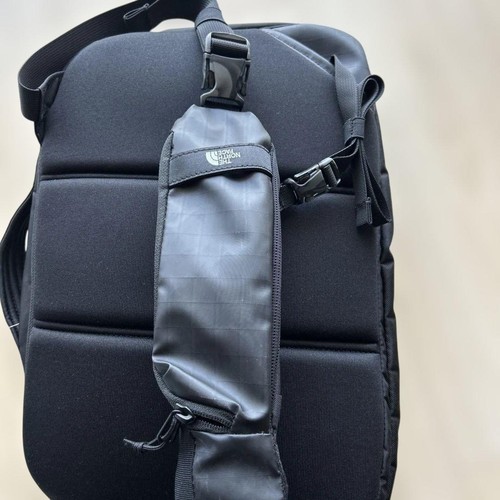 North Face Body Bag 26.7x38x11.4cm Black New | eBay