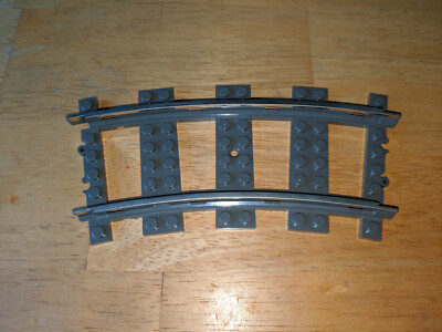 Lego World City 9V Railway TRAIN 4520 Curved Tracks Rails - set of 2 ...